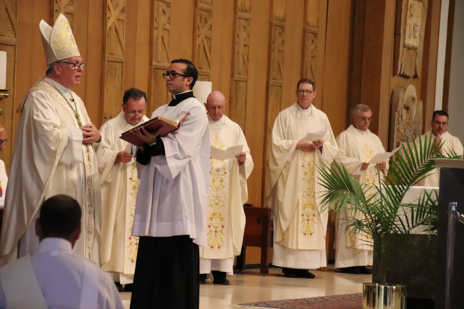 Chrism Mass: A Virtual Sign of Unity - Holy Oils Blessed and ...