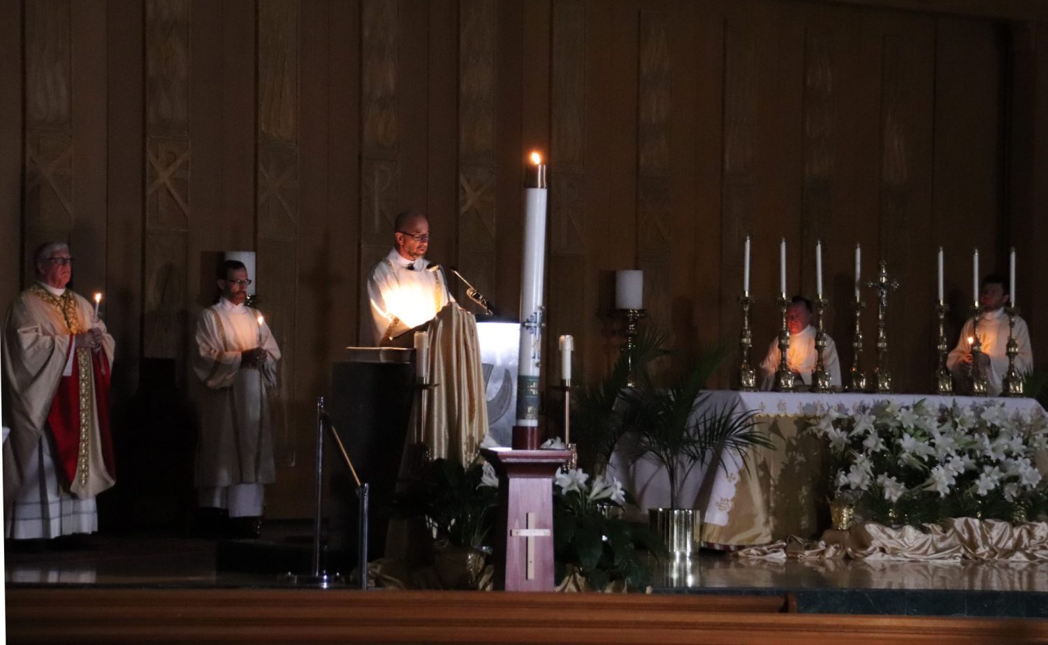 Holy Week unites faithful, from afar - Diocese of Venice