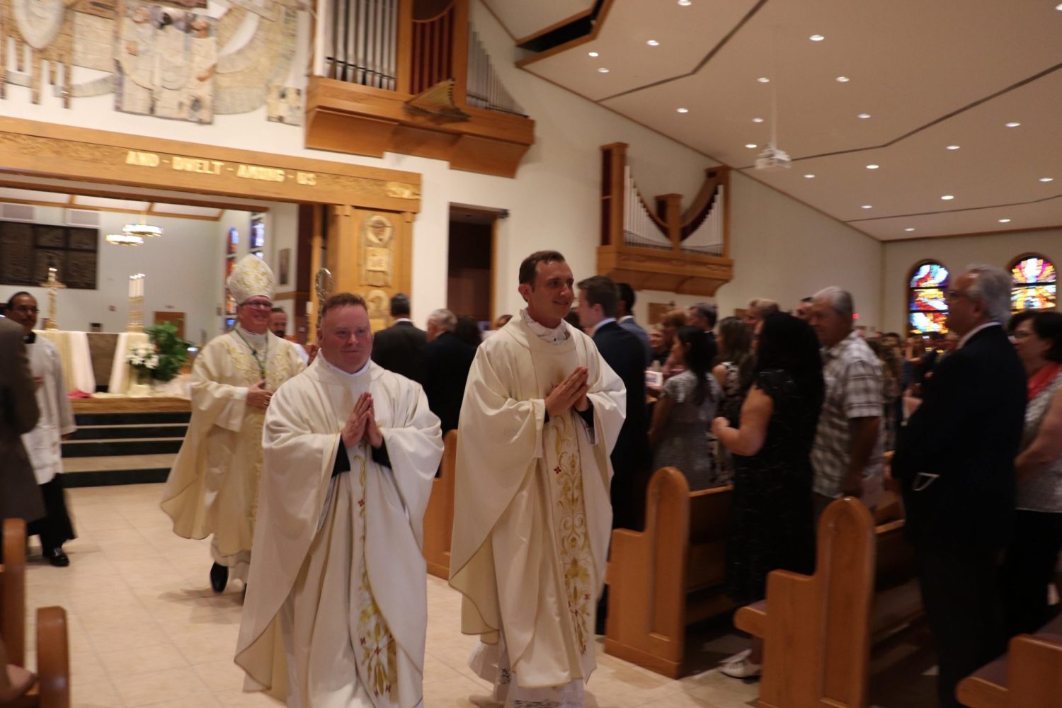 Two join Presbyterate - Ordination draws large crowd - Diocese of Venice