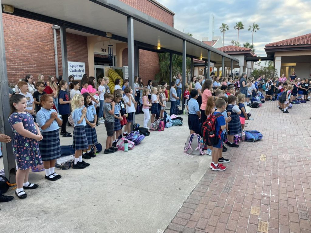 Schools continue to rebound from Ian - Diocese of Venice