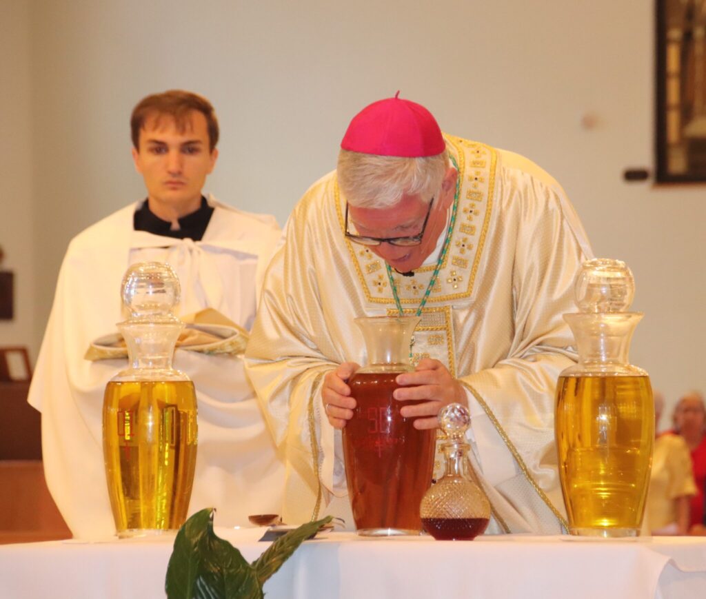 Chrism Mass: A Sign of Unity in Diocese - Diocese of Venice
