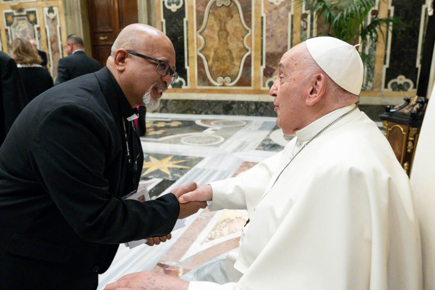 Pope Francis calls for visiting Diocesan priests to be “holy, holy ...