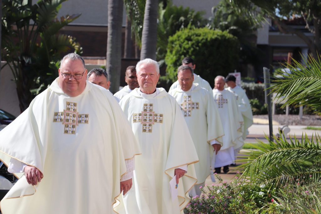Chrism Mass – Symbol of Unity - Renewal of Priestly Promises ...