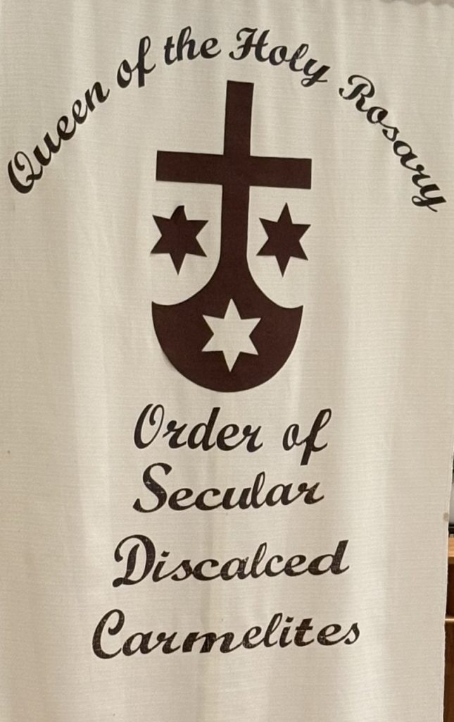 16 local Secular Discalced Carmelites reach milestones - Diocese of Venice