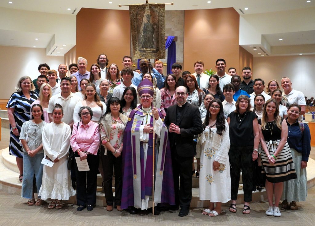 Rite of Election Record 1,072 set to enter Church in Diocese at Easter ...
